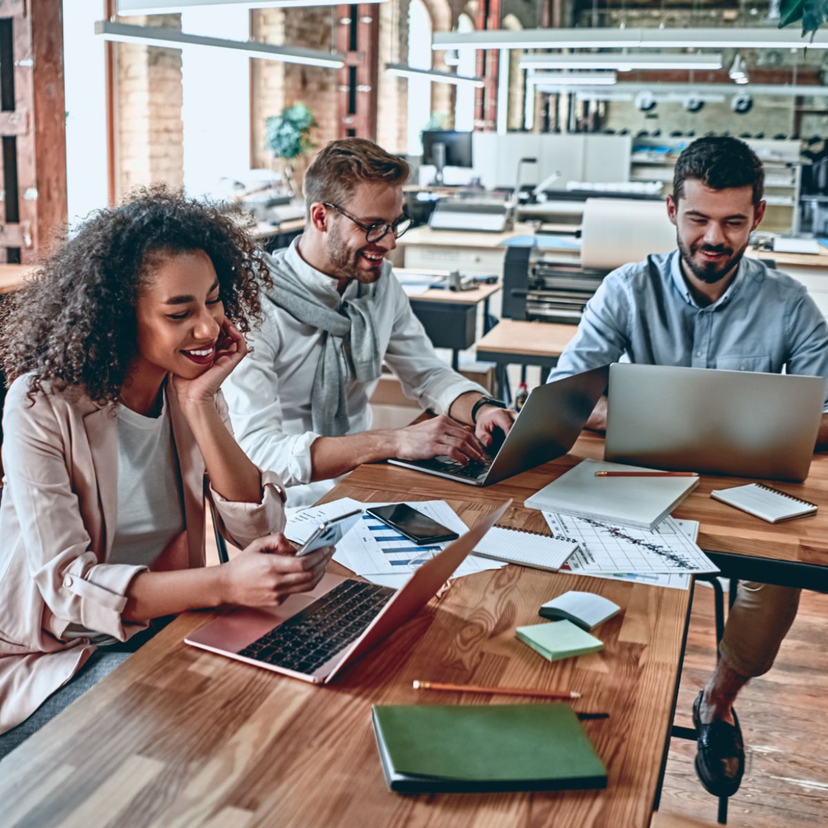 Business Communication Systems - Universal Connectivity